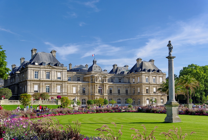 How the French Government Works