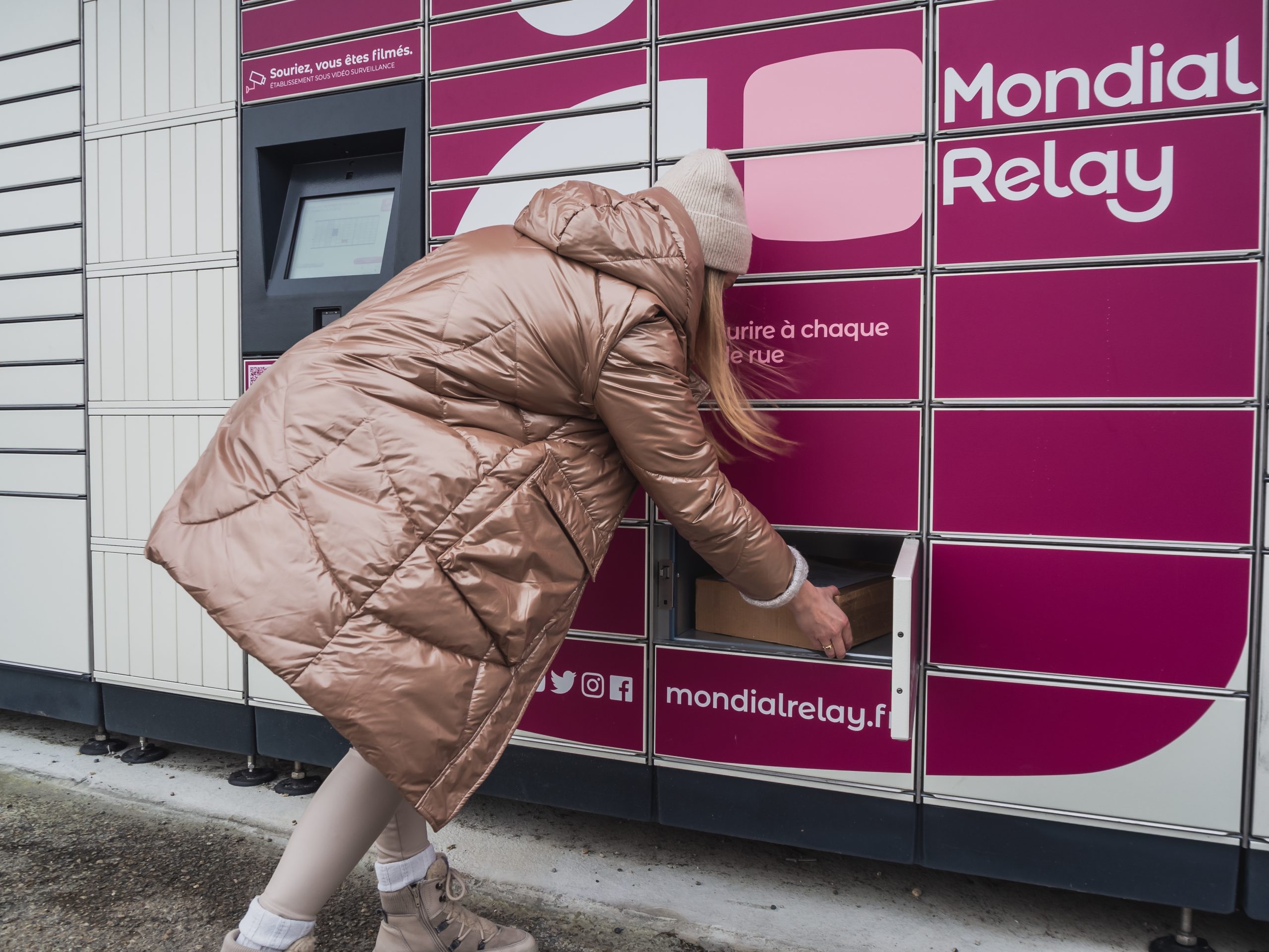 Sending Parcels Via Point Relais in France - FrenchEntrée