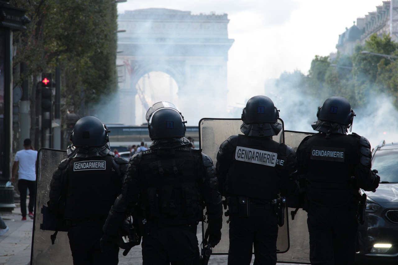 News Digest: How Will the French Riots Affect Travelers to France ...